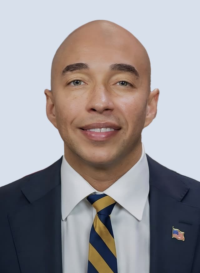 Scott McAbee - FGS Global